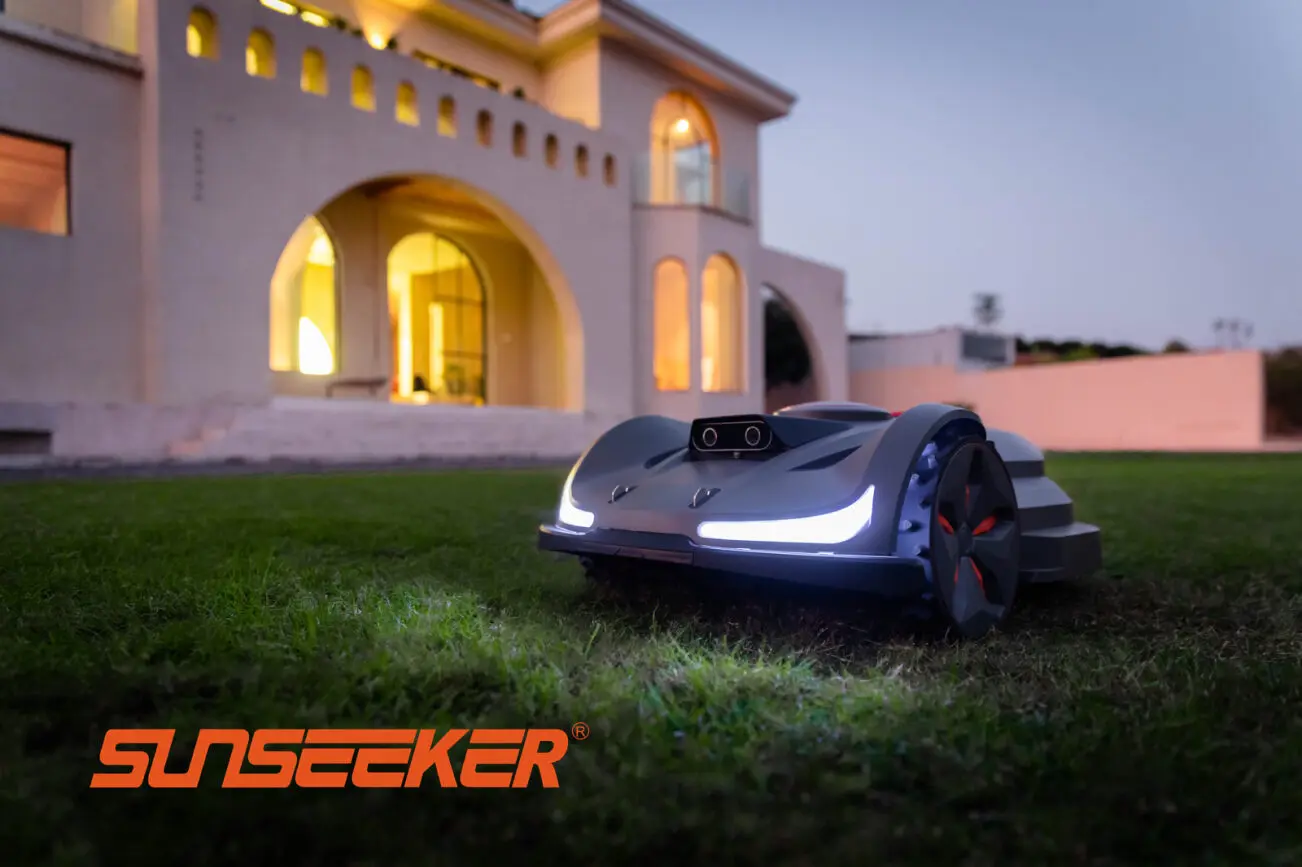 Sunseeker Orion X7 Robotic Mower: Expert Opinion | SmartDots